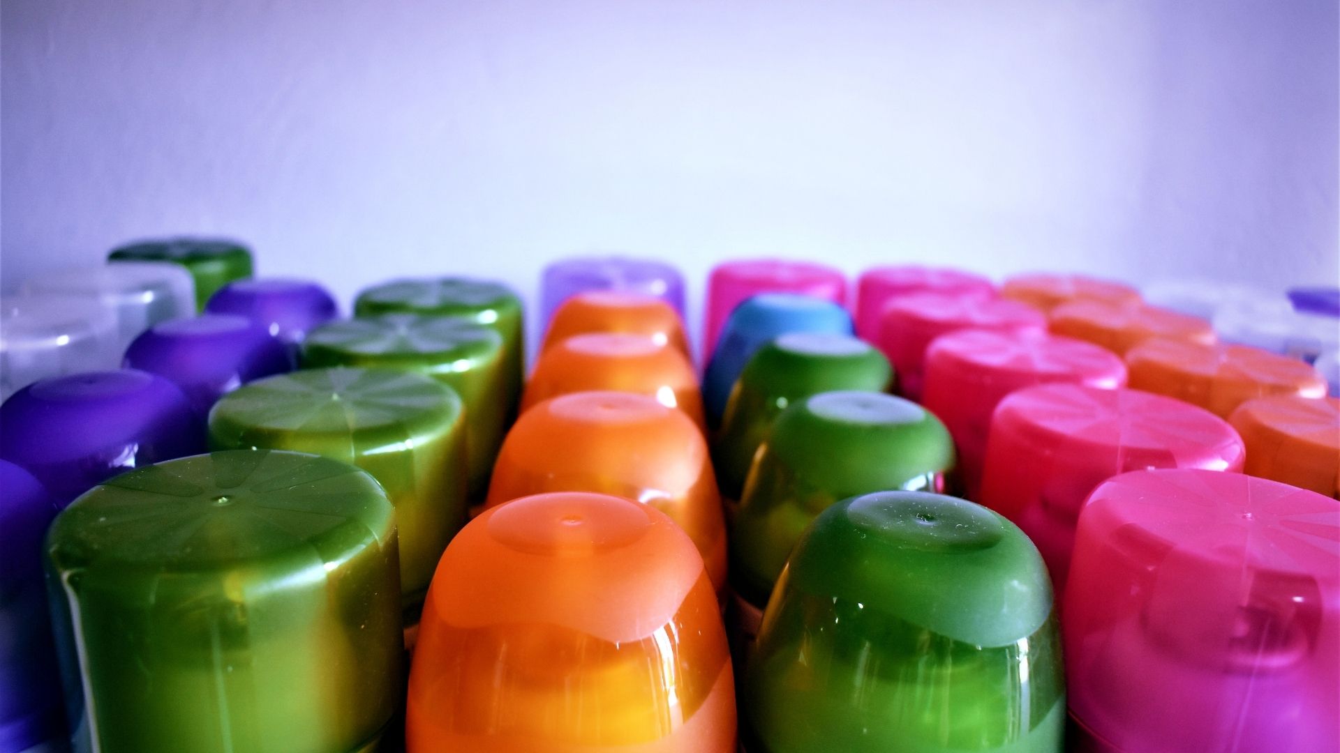 EZ Aerosol Filling System | Simple custom aerosol paint filling system.